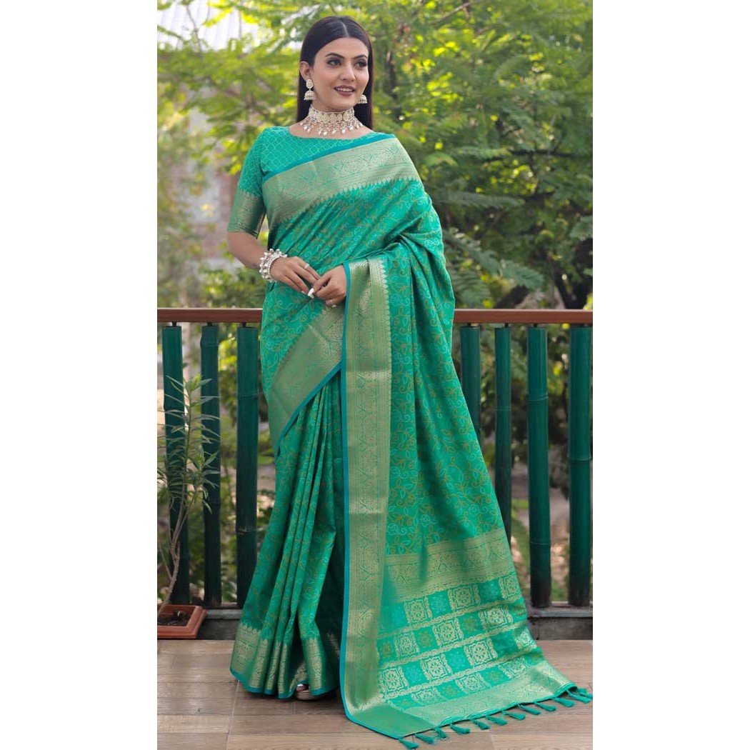 Light Rama Green Color Bandhej Patola Silk Weaving Work Designer ...